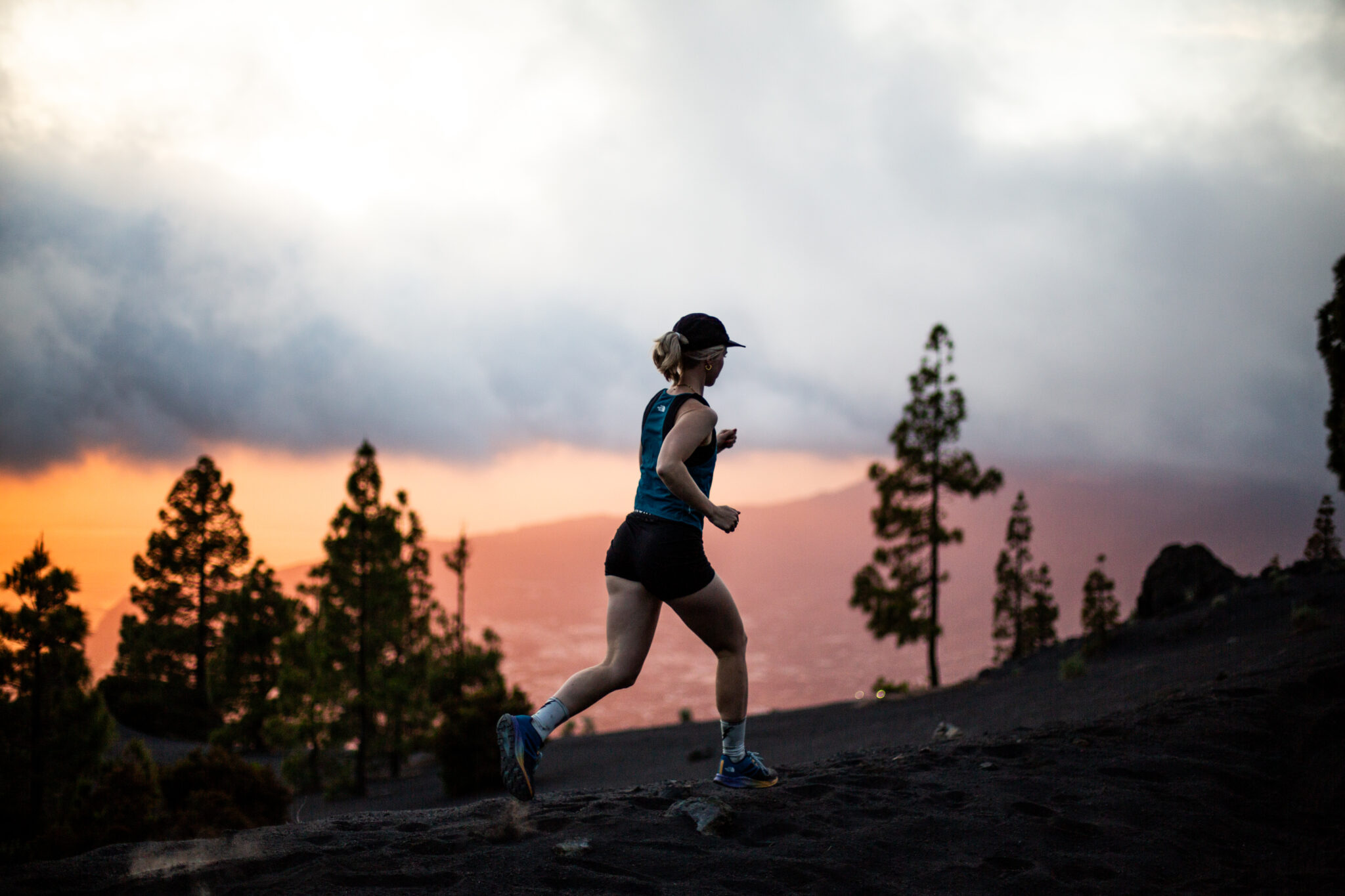 Western States 100: The Complete Runner’s Guide - Vert: Trail & Ultra ...